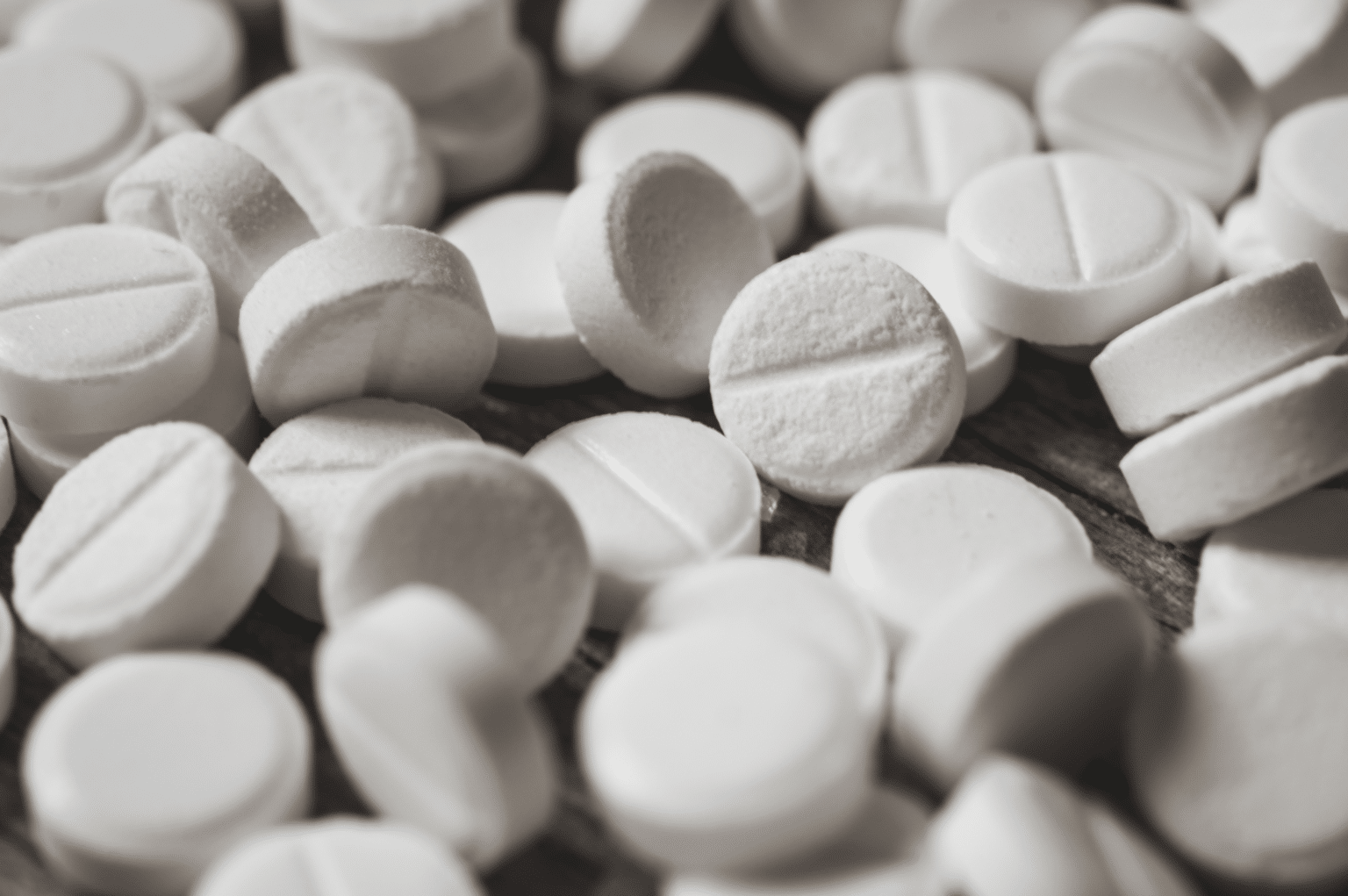 Oxycodone Addiction Signs, Symptoms, and Side Effects